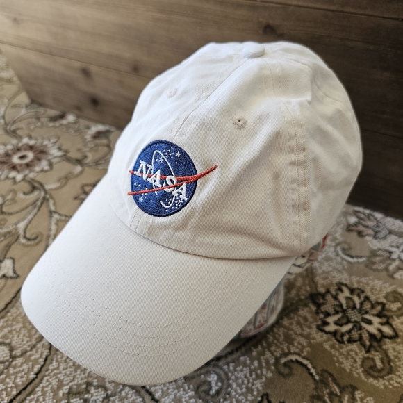 Nasa | Accessories | Nasa White Baseball Cap | Poshmark
